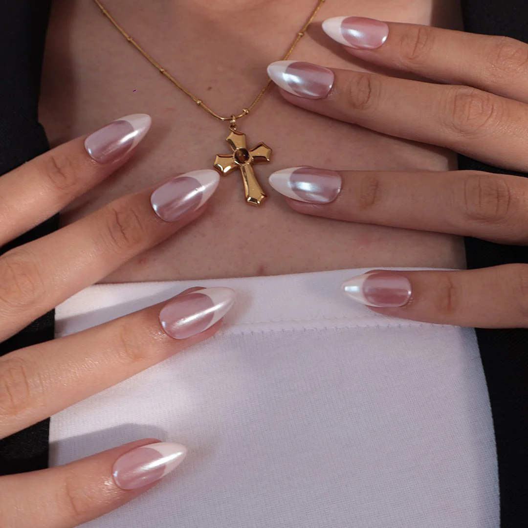 French Essence – Modern French Tip Press-On Nails | Elegant Daily Style ...